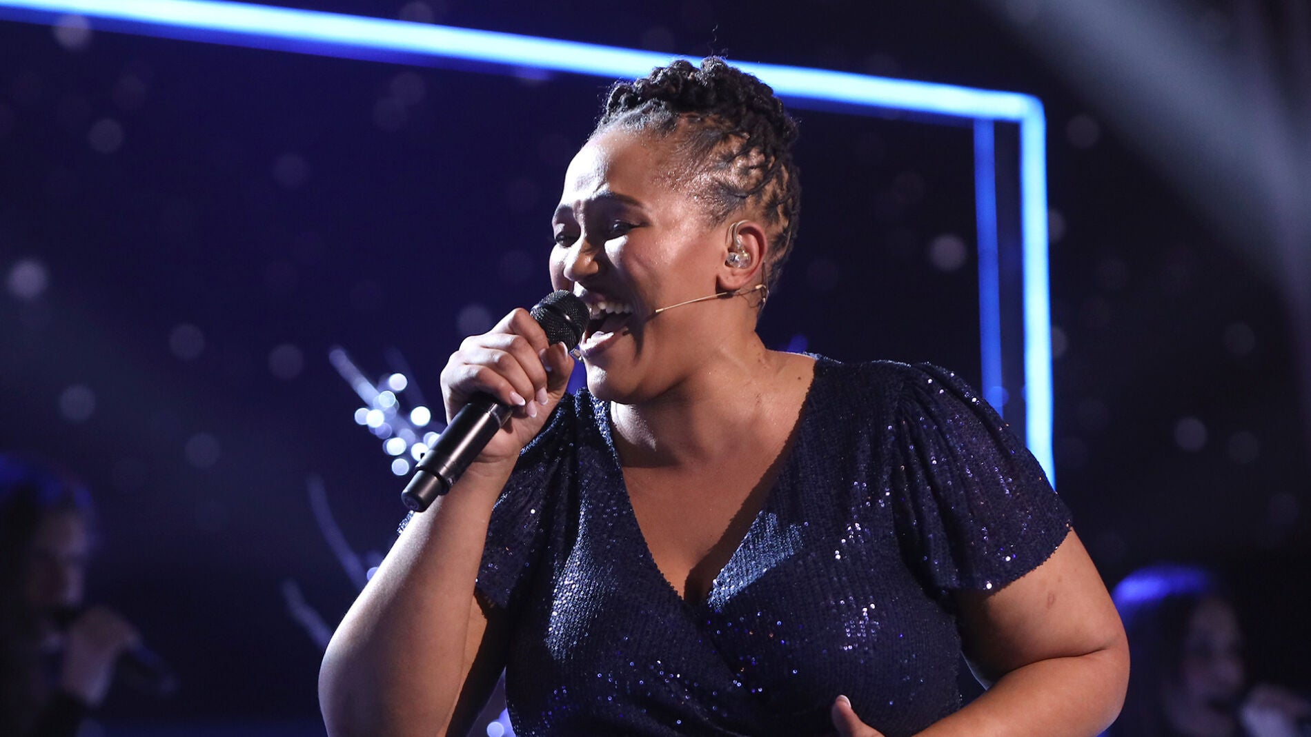 ¡De otro mundo! Así ha sido la actuación de Phindile con Hallelujah en ...