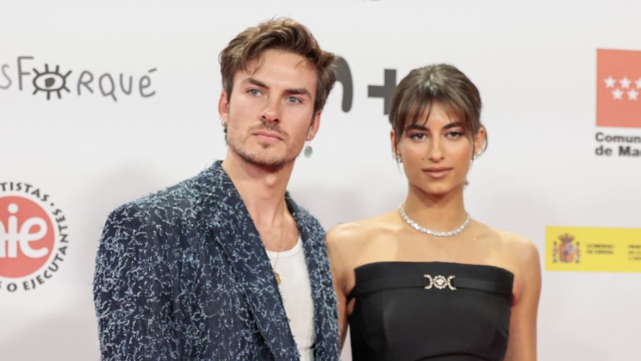 Begoña Vargas y Andrés Ceballos presumen de relación posando por ...