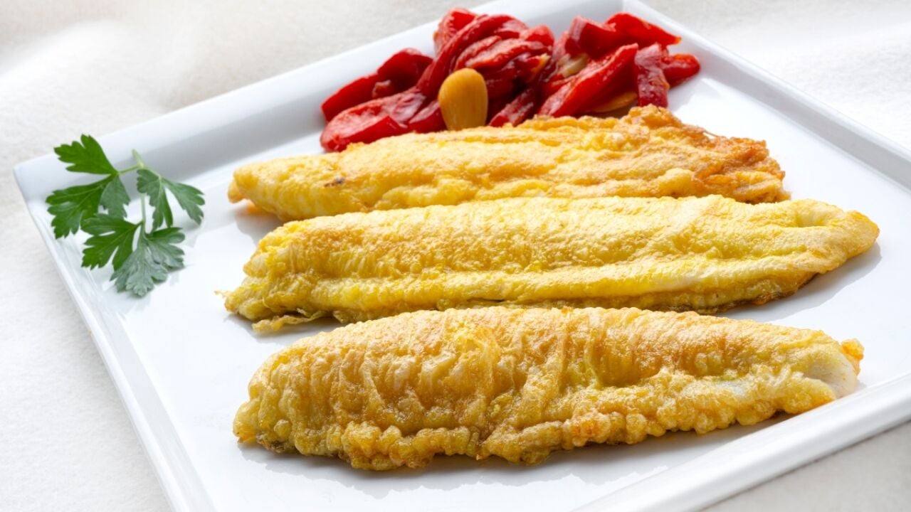 ¡Receta rica e interesante! Filetes de gallo con pimientos de Karlos ...