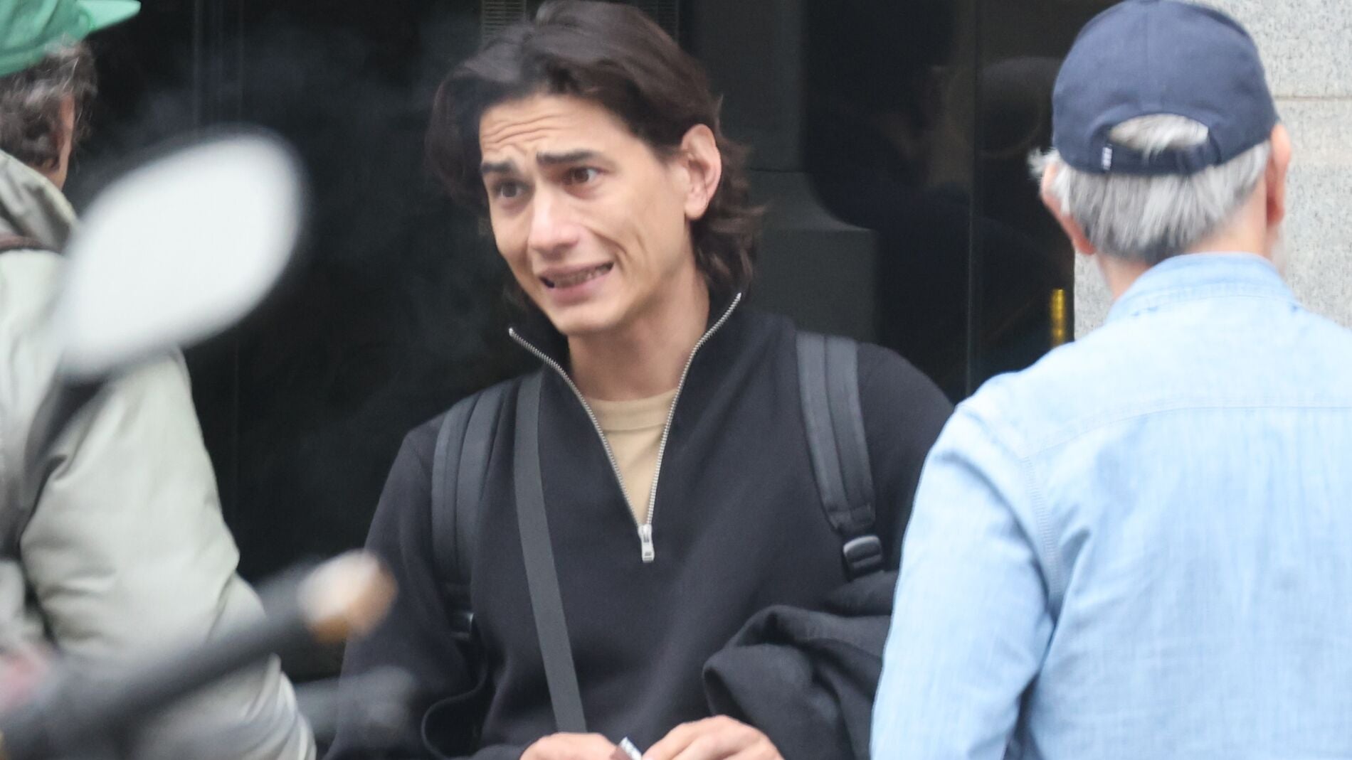 Jason Momoa muestra sus músculos en acción y prueba que ya no tiene ...