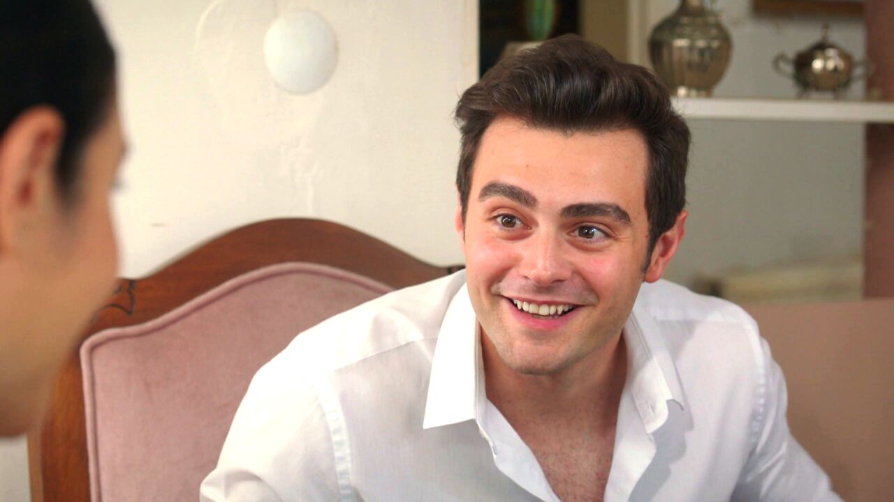 Ömer, emocionado al descubrir que sus padres van a casarse: “Es muy bonito”