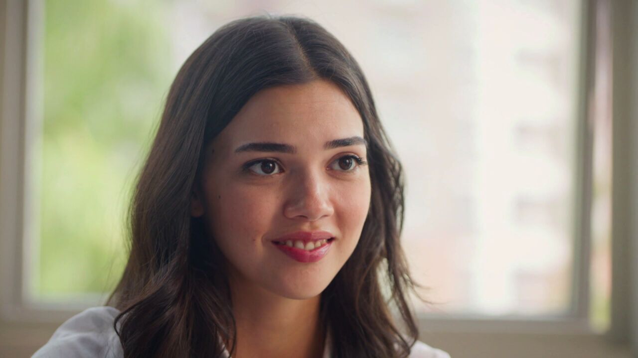 En el último capítulo de Hermanos: Yasmin pide ayuda para conquistar a ...