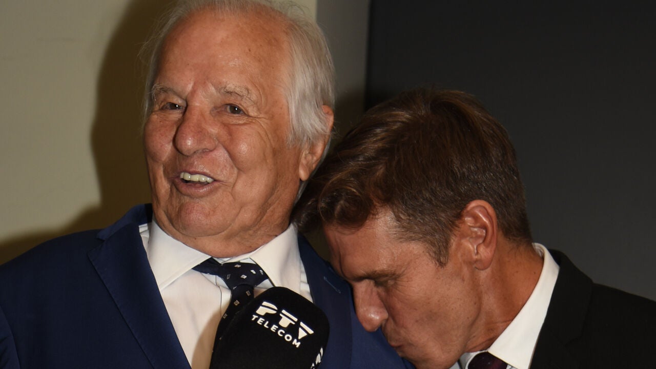 El orgullo de Manuel Benítez hablando de su hijo, Manuel Díaz El ...