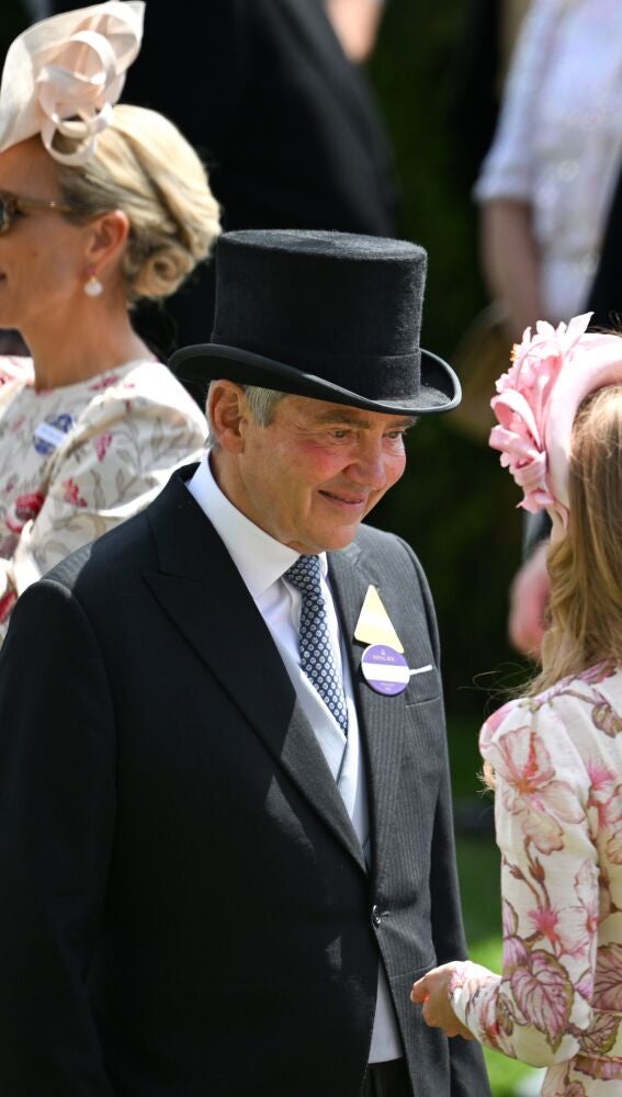 Los padres de Kate Middleton, Carole y Michael, aparecen con el ...