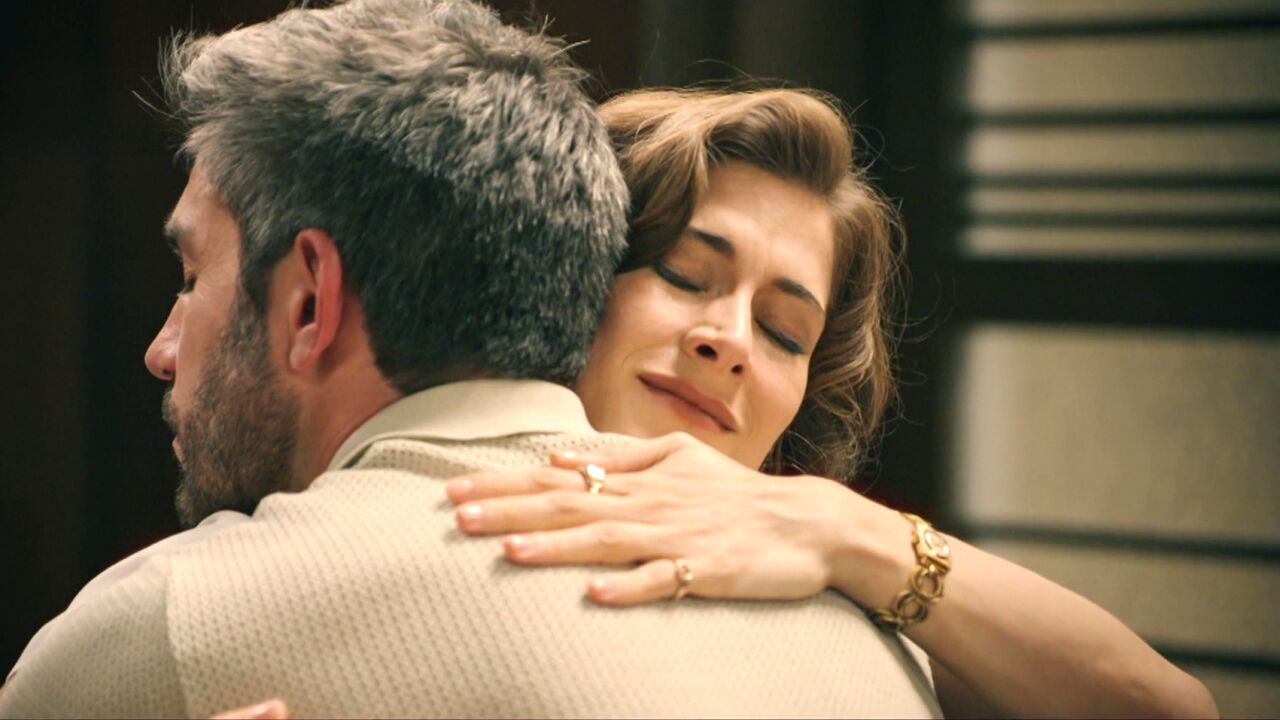 Marta, emocionada con la reacción de Andrés tras confesarle que está ...