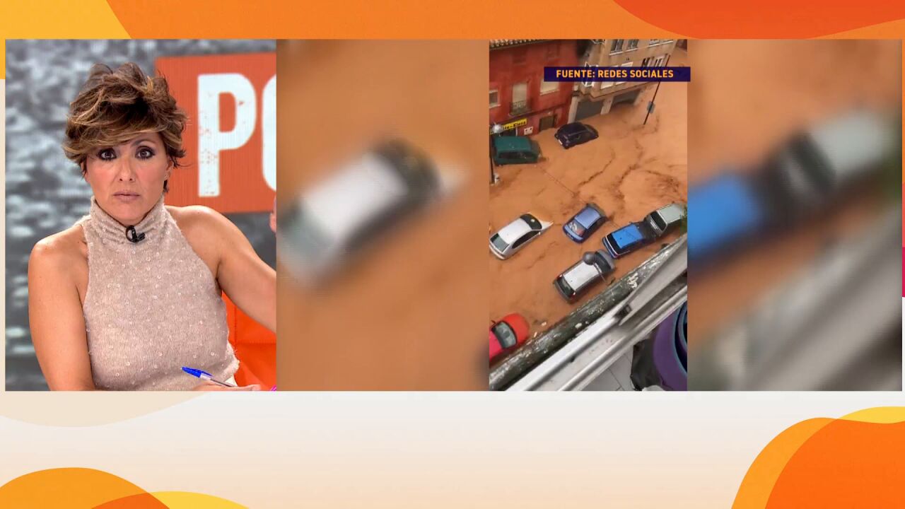 Óscar y su padre llevan cinco horas sobre el capó de su coche: "Es como ...