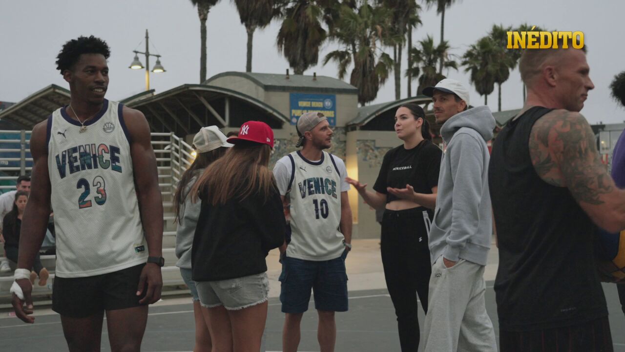 VÍDEO INÉDITO: Helena Orts, la exjugadora de baloncesto que enseñó a ...