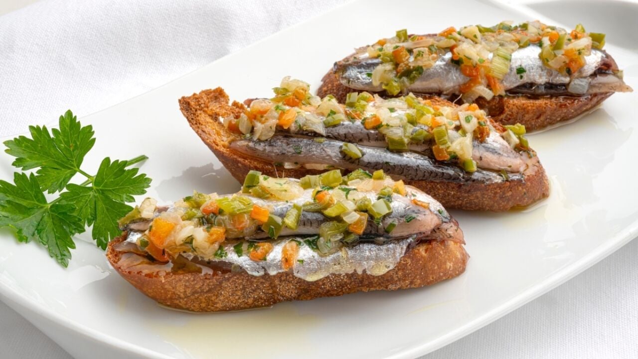 Receta de anchoas con fritada, de Karlos Arguiñano: "Tapa, tapeo, picoteo"