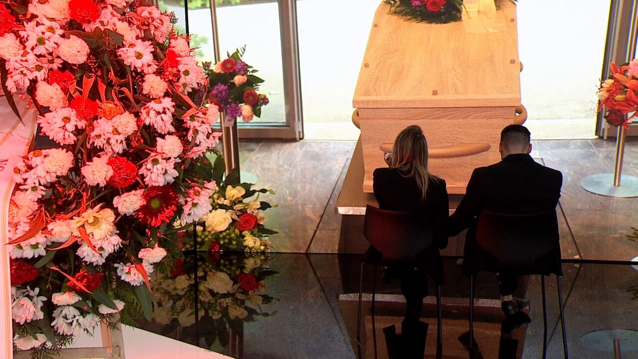 La mafia de las funerarias: "Pagan entre 300 y 800 euros por cuerpo a ...