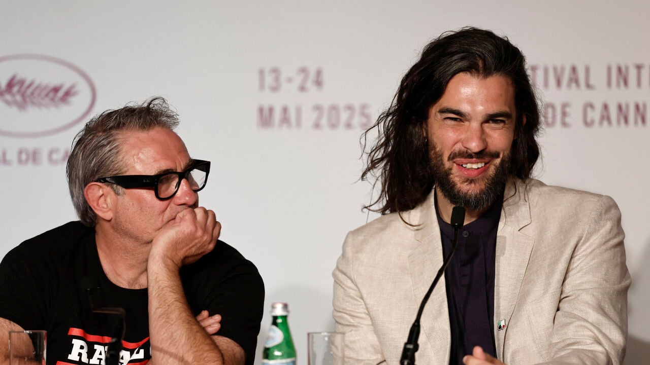 El español Óliver Laxe presenta su film Sirat en Cannes: "La gente se ...