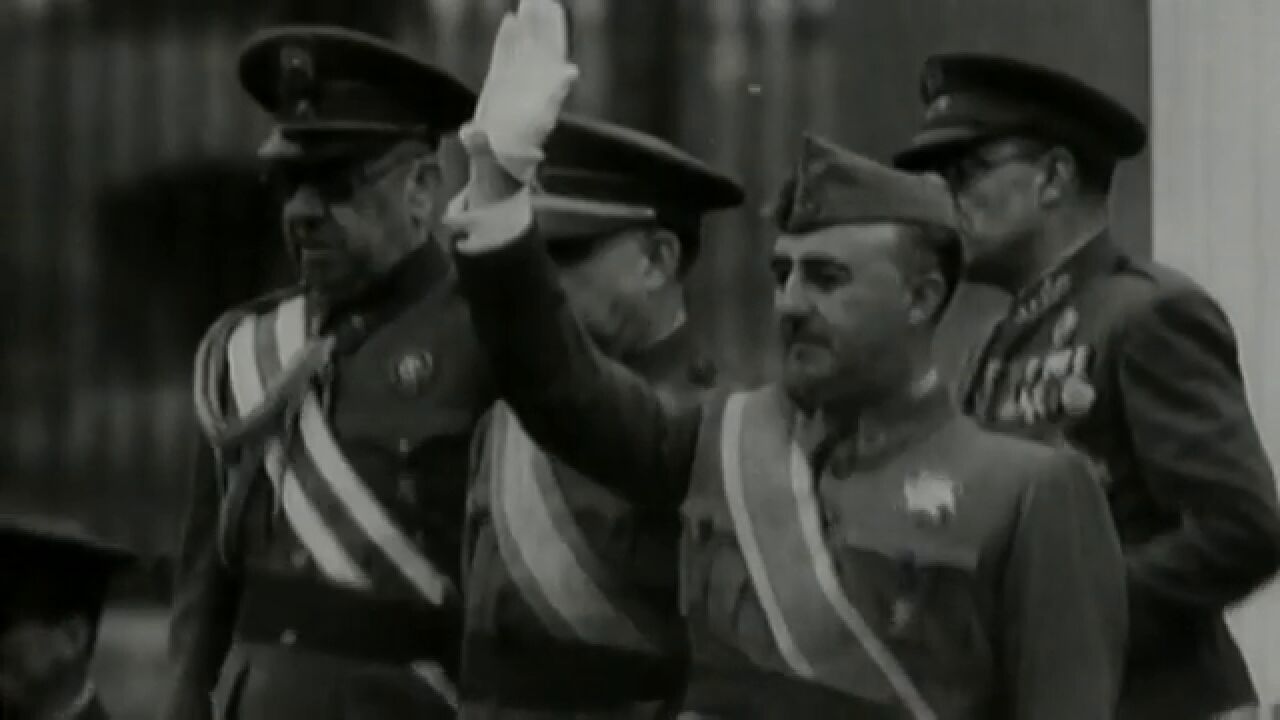 50 años de la muerte de Franco: el fin de la dictadura y el inicio de ...