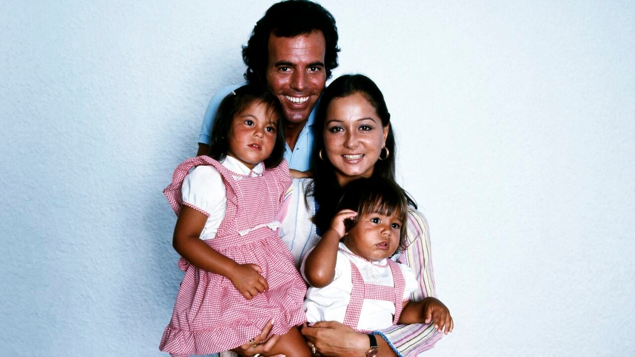 ¿Cómo es la relación de Julio Iglesias con sus hijos?