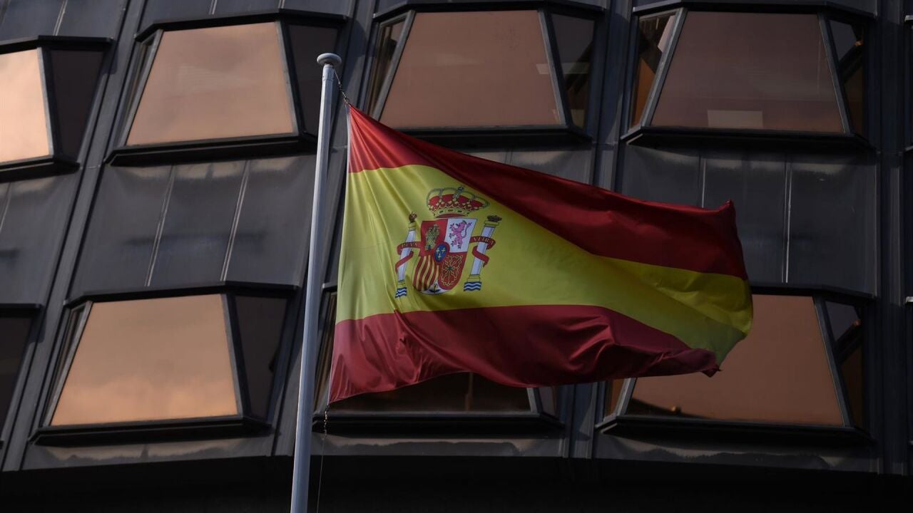 España obtiene su peor dato en corrupción en 30 años: baja puestos y se ...