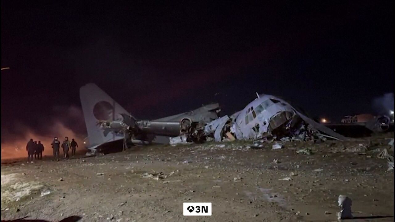 Tragedia, dinero y violencia: un avión militar lleno de efectivo se ...